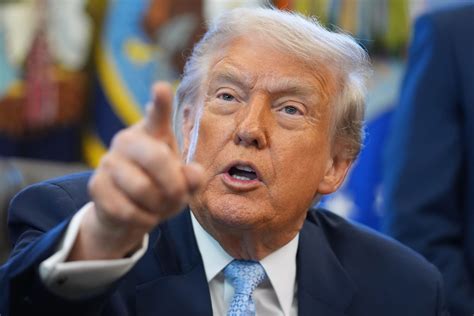 여기자에 돼지야” 막말 트럼프백악관 솔직·정직·투명”