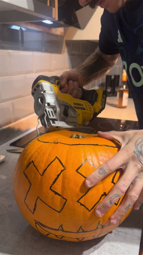 Funny Scary Pumpkin Carving Ideas For Halloween 🎃 Tiktok
