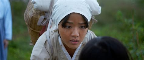 6살에 데뷔한 ‘배우 김향기…6살 아이 가진 엄마의 눈을 하다