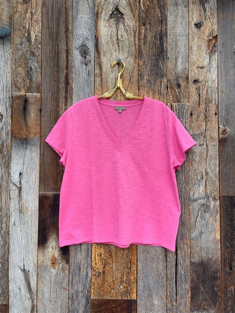 Lilla P Lilla P PA3123 Boyfriend V Neck Rosebud Island Farm