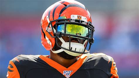 Seahawks Sign Veteran Tackle To Practice Squad As Depth Concerns Grow