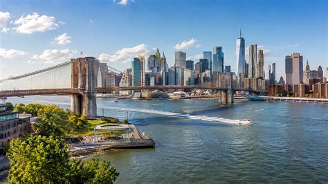 How Brooklyn Rebuilt Its Waterfront The History The People And The Neighborhoods Behind Nycs