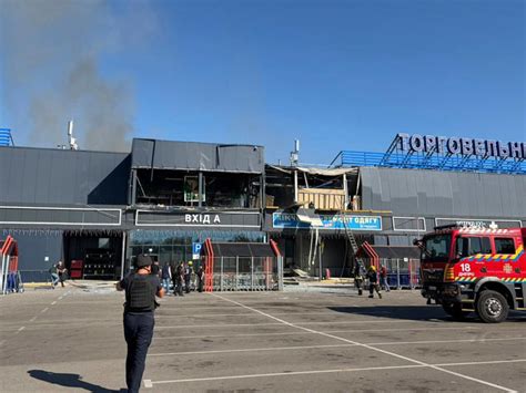 Russia Strikes Epicentr Hypermarket In Ukraines Dnipro
