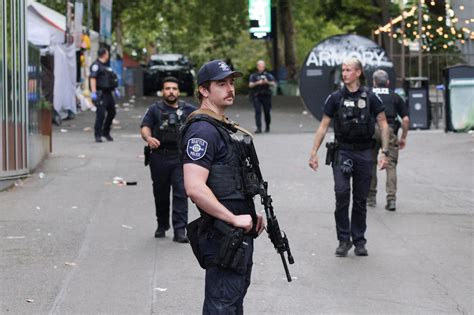 3 Dead 4 Injured After Shooting At Seattle Food Festival