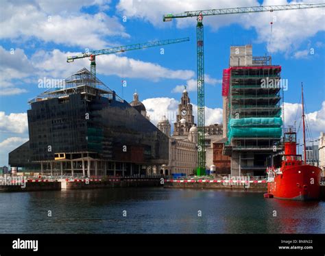 Urban Development Visible Hi Res Stock Photography And Images Alamy