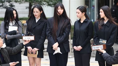 [사회]뉴진스 전속계약 소송 1심 패소 법원 어도어 계약 유효 Ytn