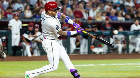 Diamondbacks Hand Struggling Dodgers A Loss Win Season Series