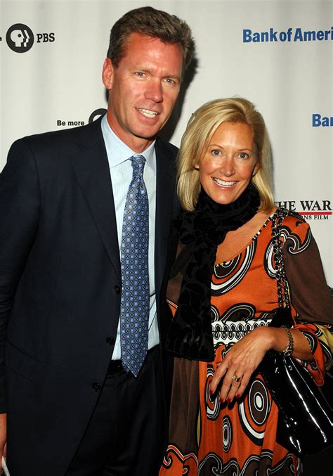Who Is Chris Hansens New Wife Gabrielle Gagnon Aol
