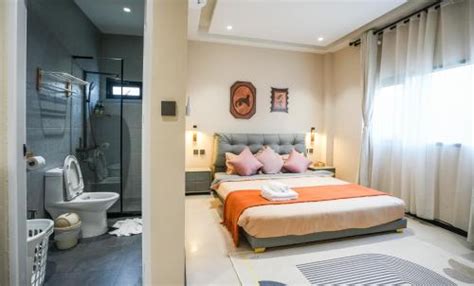 Viola Pool Villa Csomtien Part 2025 ös Frissített árak