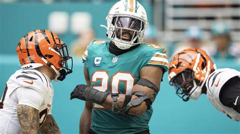 Dolphins And Jordyn Brooks Agree To Lucrative Extension Miami Herald