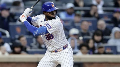 Luis Robert Jr Injury Update Return Timeline After Mets Place Star On Il With Herniated Disc`