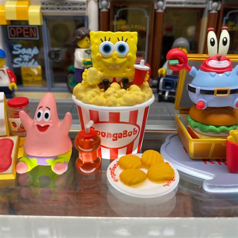 네모바지 스폰지밥 콜리 Colley