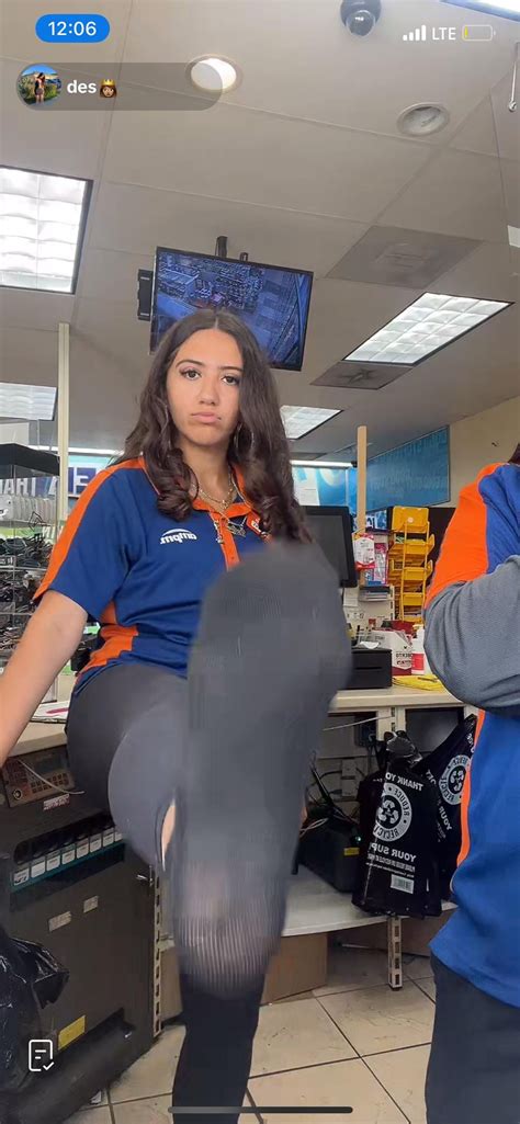 Des R Tiktokfeet