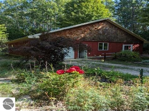 Frankfort Mi Homes For Sale And Frankfort Mi Real Estate Trulia