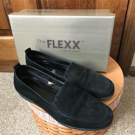 The Flexx Shoes The Flexx Black Nubuck Leather Run Around Slipon