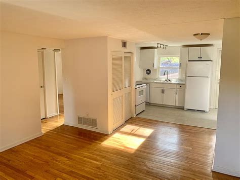 295 Thurman Ave Apt A 3 Columbus Oh 43206 Zillow