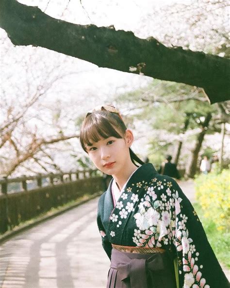 Moeka Hoshi R Moekahoshi