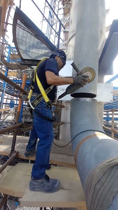 بابا نان داد ولی هیچکس ننوشت بابا برای نان دادن جوانیش را داد Youtube