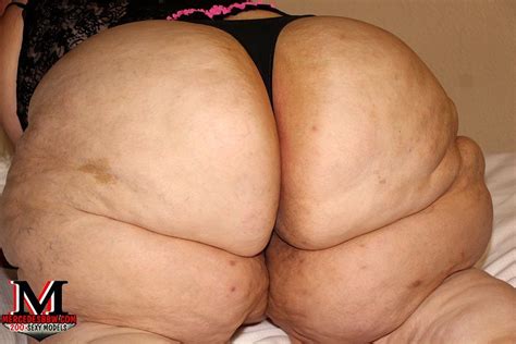 The Sunshine Pear Shesfreaky The Sunshine Pear Shesfreaky