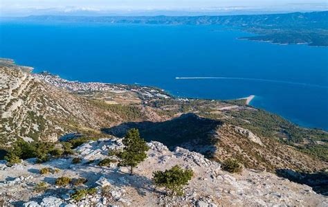 Érintetlen Természet és Hagyományok Szigete Brač Aqua Vízisport és Életmód Magazin