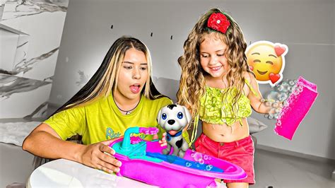 Minha IrmÃzinha Deu Banho Em Um Cachorro Pela Primeira Vez Youtube