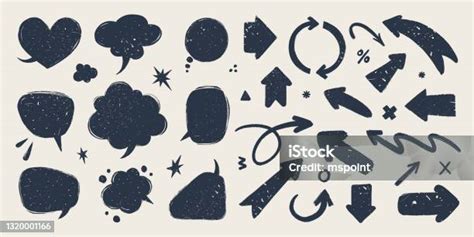 추상 화살표 및 음성 거품 설정 다양한 낙서 화살표와 그런지 질감으로 풍선을 이야기합니다 손으로 그린 추상빈티지 인포그래픽 벡터 컬렉션 개체 그룹에 대한 스톡 벡터 아트 및