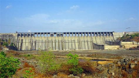 Gravity Dam Its Construction Advantages And Disadvantages