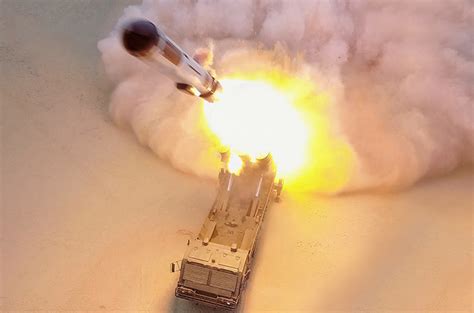 На Хоккайдо объявили эвакуацию в убежища из за запуска ракеты КНДР