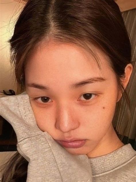 Wonyoung Ive Without Makeup Insta Photo Ideas Korean Beauty Dreams