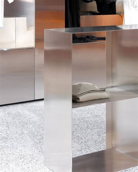 Core Objects — Мебель архитекторов из массива дуба и металла