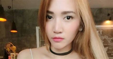 Cerita Seks Bergerak Dalam Celah Cerita Sex