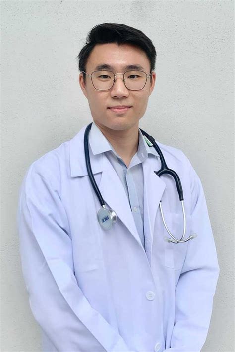 Dr Khoo Glowmedics Clinic