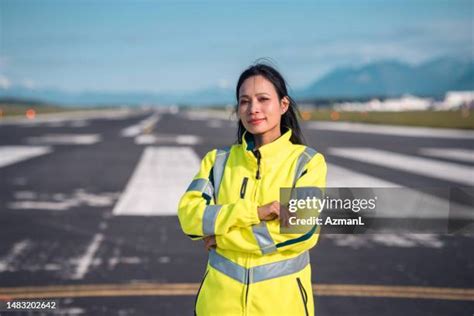 Airport Runway Operations Photos And Premium High Res Pictures Getty Images