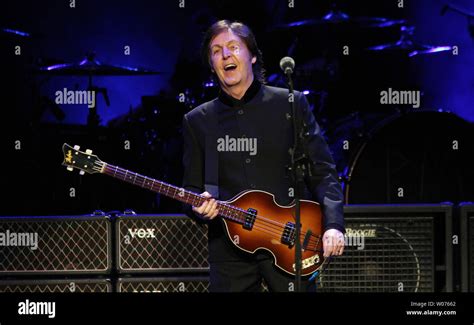 Paul Mccartney Entertains The Crowd During His Concert At The Scottrade