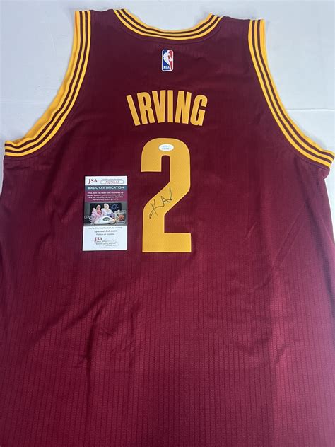 Kyrie Irving Autographed Memorabilia Signed Photo Jersey