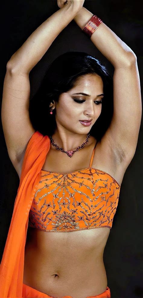 Anushka Shetty : r/faptodesiactress