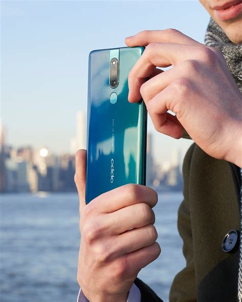 Nh Ng L Do Khi N F Pro L Chi C Smartphone Ng Ao C C A Gi I Tr