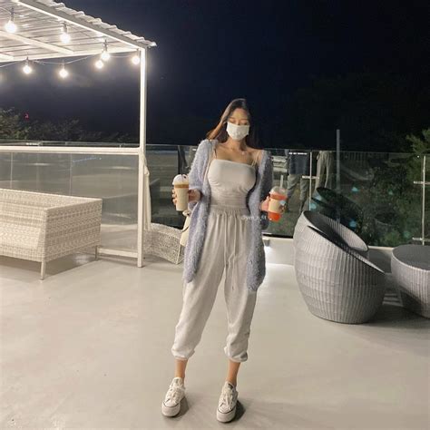 Yefit 예핏 힙을 덮어주는 기장에 소매부분이 하찌디자인이어서 너무너무 사랑스러운 가디건입니다 Facebook