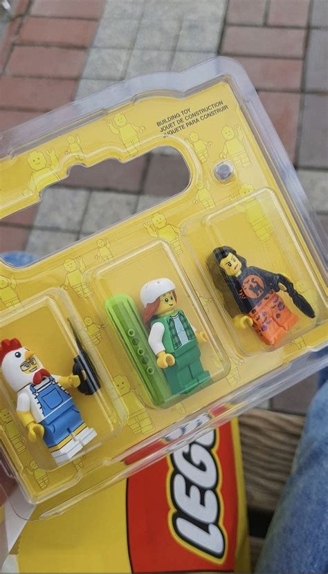 Akshay Pathare Adl Kullan C N N Lego Panosundaki Pin Koleksiyonlar