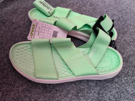 Босоніжки сандалі — ціна 1400 грн у каталозі Сандалі Купити жіночі речі за доступною ціною на