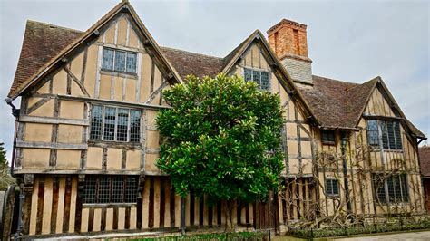Tudor Style Houses People Still Want To Live In