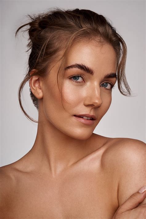 Doris B Amaze Models