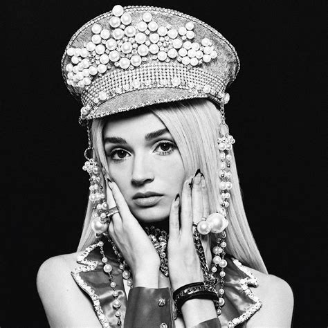 Poppy Singer Wallpapers Top Free Poppy Singer Backgrounds Wallpaperaccess