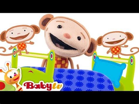 Monos Cantando En Youtube Mono Cantando Con Un Micrófono