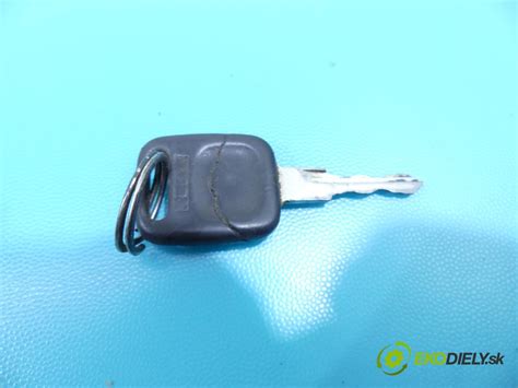 Audi 80 B4 1991 1994 1 9 Tdi 90 Hp Manual 66 Kw 1896 Cm3 4 Spínací Skříňka 893905851 Spínací