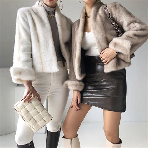 문트 Moont ️세이블밍크 페이크퍼자켓 오묘한 그라데이션 컬러감이 매력적인 세이블 퍼