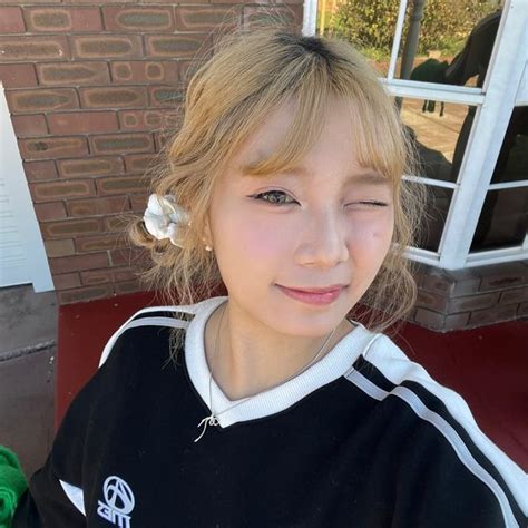 已戀 Cxxleii • Threads Say More 已戀 Cxxleii • Threads Say More