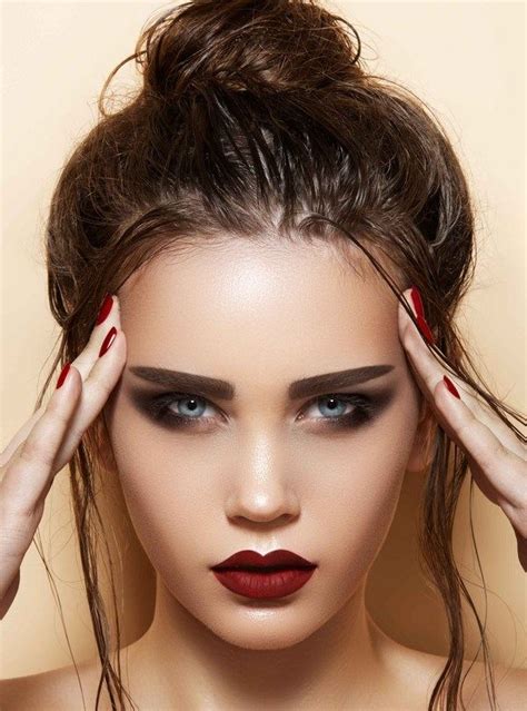 Prom Makeup 2019 Ideas Trends Fashions Styles Tips And Ideas