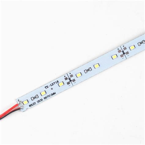 【LED】 Светодиодная линейка Venom SMD 2835 60д. (без отверстий) (VLD ...