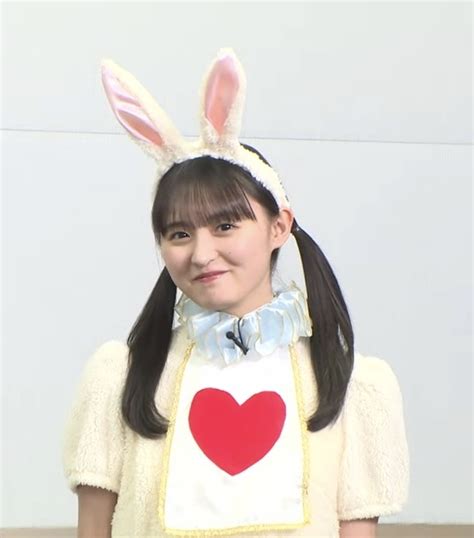 【悲報】テレ朝・弘中綾香アナ、学生時代のいやらしいコスプレ画像が流出してしまう ヒマをもてあました神々のまとめ